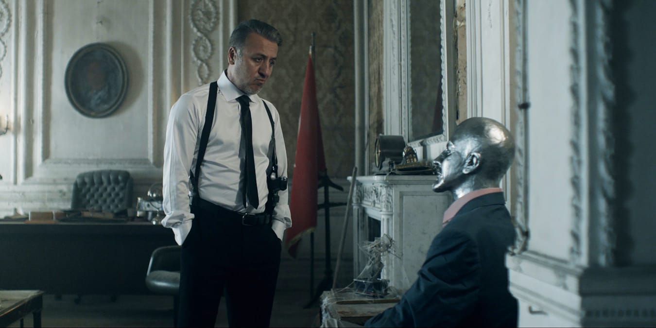 Sen Ben Lenin, dünya prömiyerini 43. Moskova Film Festivali’nde ...